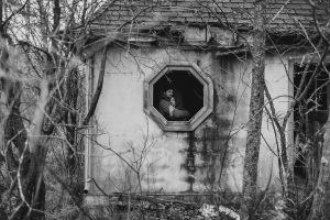 Eaton Hall Seneca King Campus Engagement Photo Session