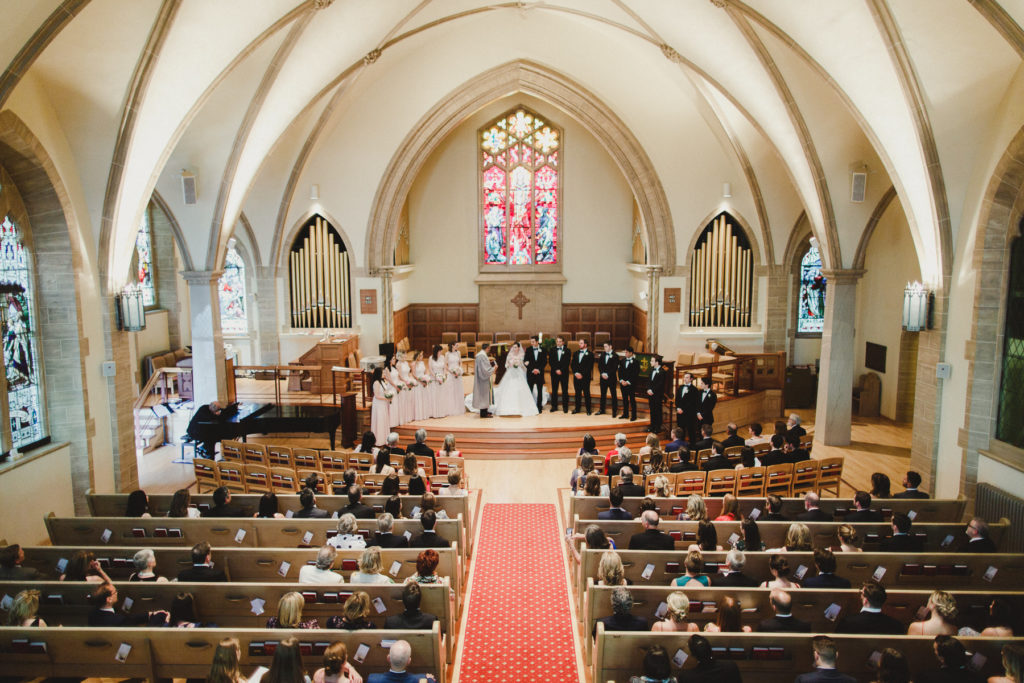 Creating unforgettable wedding ceremony tips.